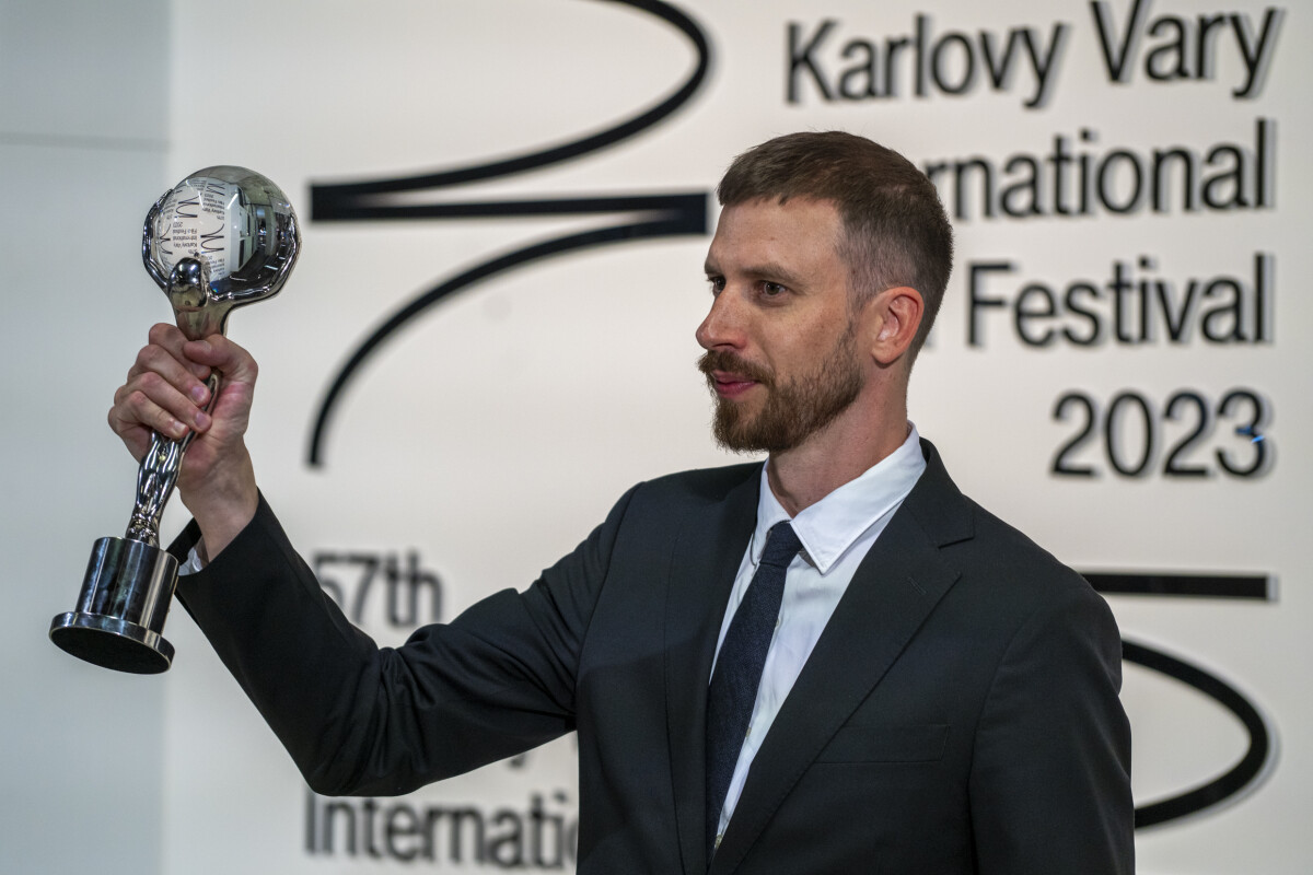 Prisen for beste skuespiller i Karlovy Vary til Herbert Nordrum | Rushprint